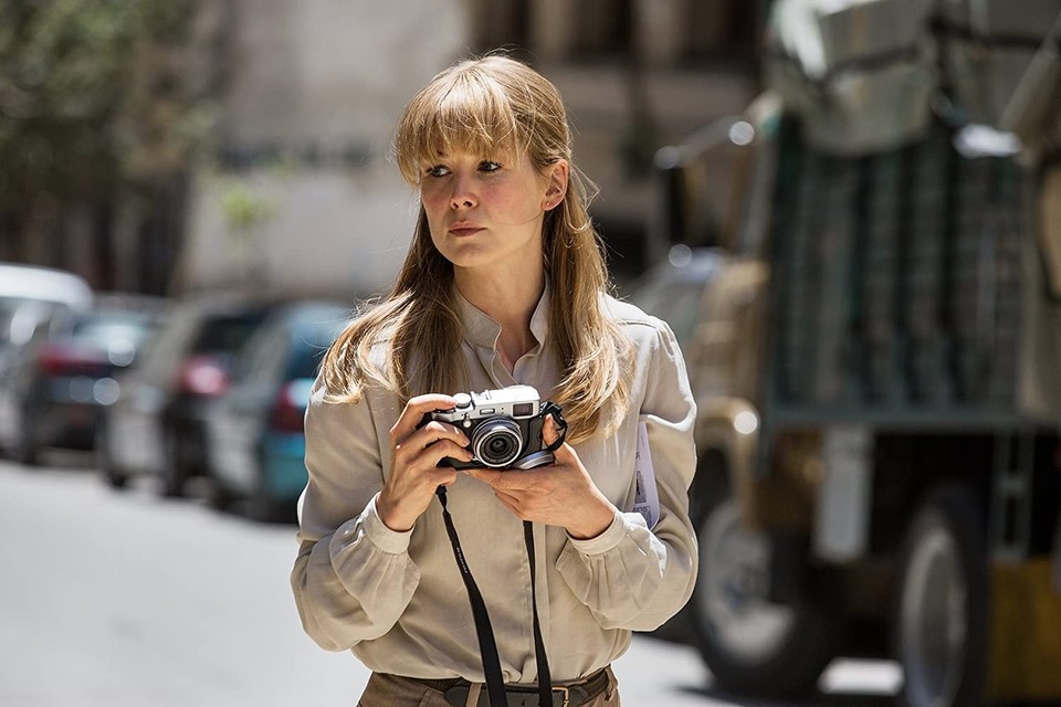 Beirut (Blu-ray) Jon Hamm Rosamund Pike Dean Norris Mark Pellegrino ...