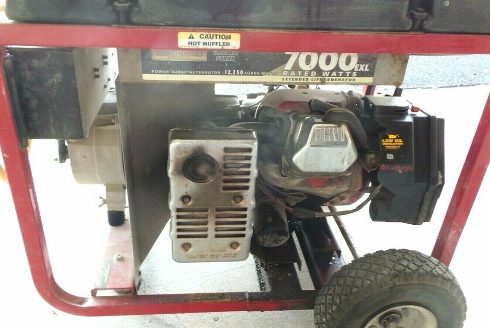 Generac 7000 EXL 7000 Watt Portable AC Generator Electric Start (110447 ...