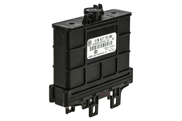 2003 Volkswagen Jetta Transmission Control Module TCU TCM 01M927733MK ...
