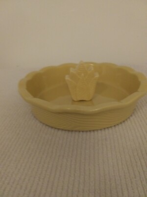 TEMPTATIONS 10" CERAMIC WOODLAND (BNEW)YELLOW PIE PLATE DISHw/PIE BIRD ...