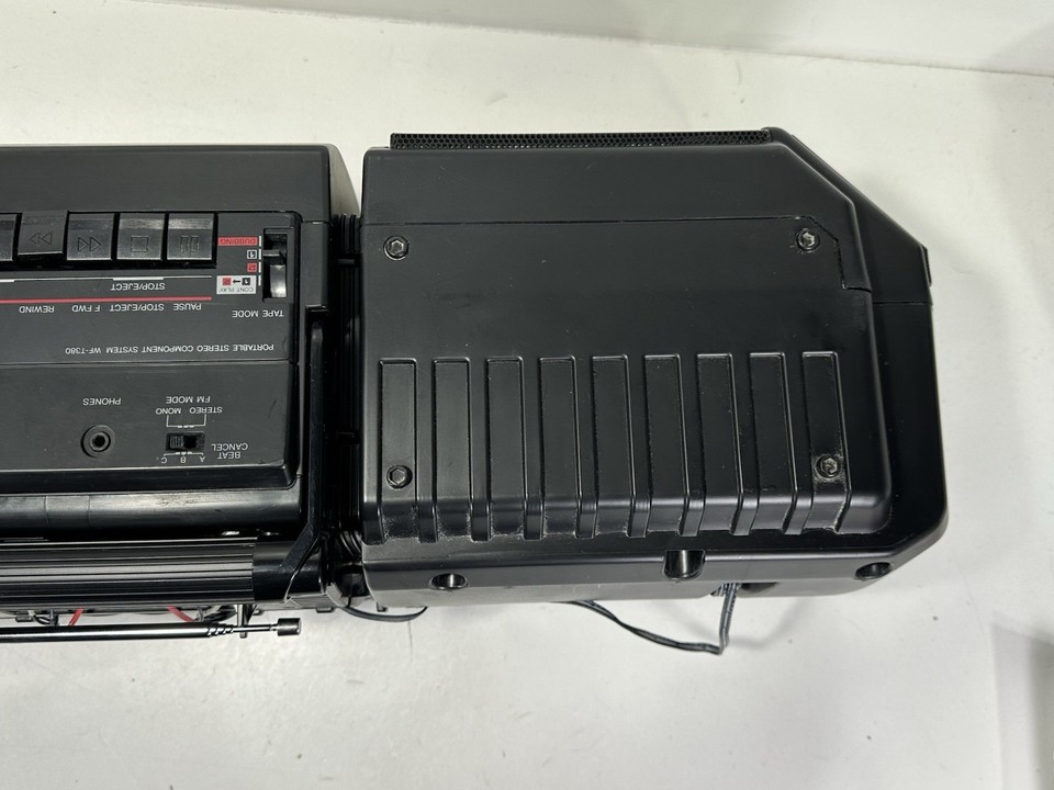 SHARP WF-T380 AM FM SW RADIO DUAL CASSETTE SURROUND BOOMBOX X-BASS FREE ...