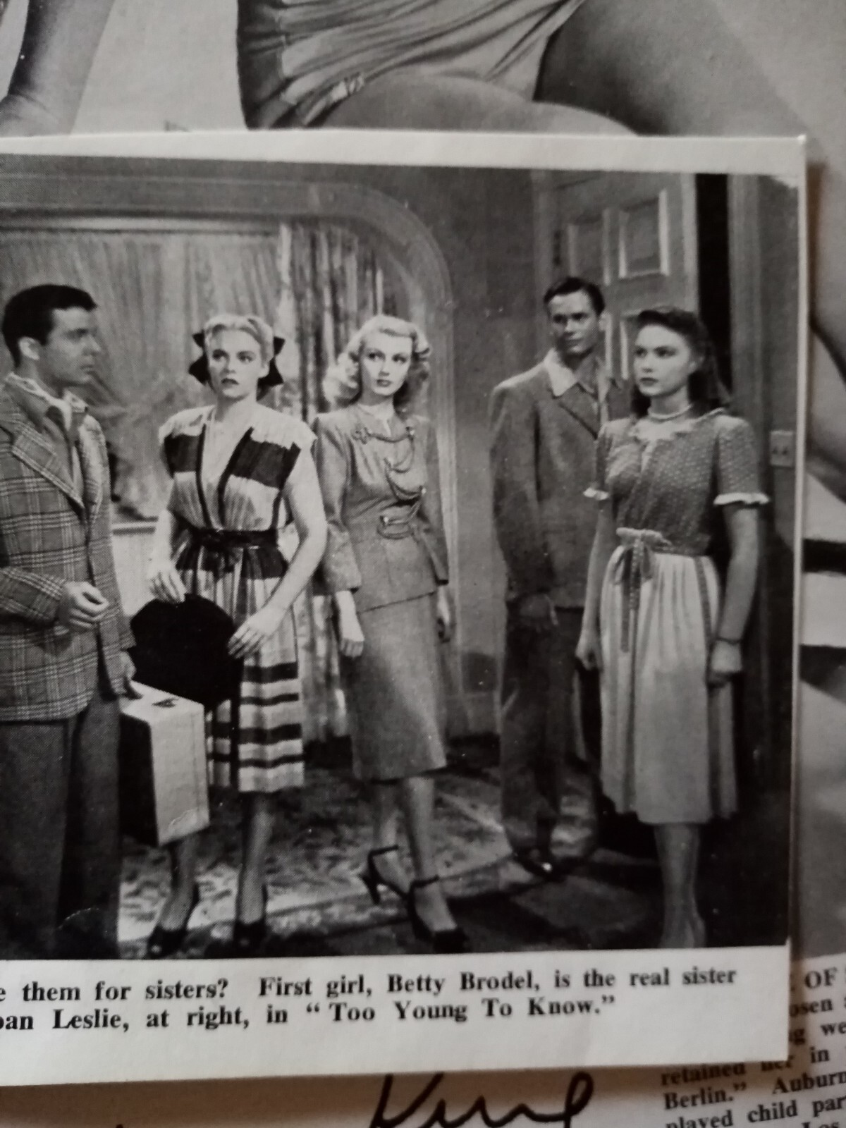 Kvc34 Ephemera 1946 film picture Betty brodel Joan leslie | eBay