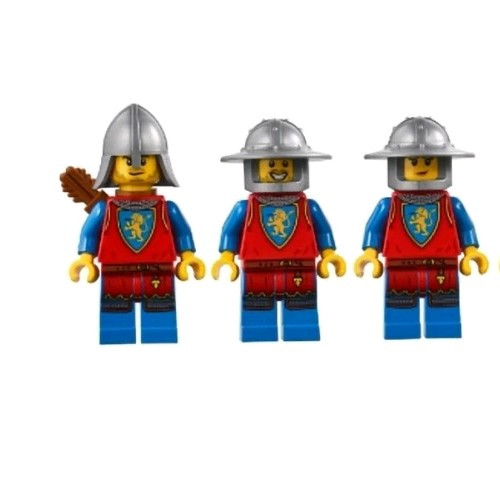 Lego Bricklink 4 Medieval Seaside Market 910047 Castle LION KNIGHT ...