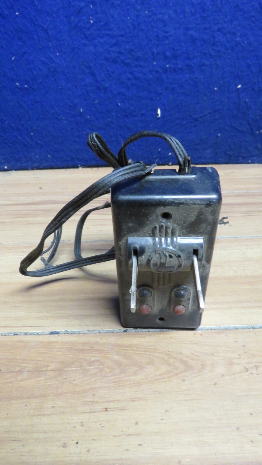 LIONEL POSTWAR 1122 027 SWITCH TRACKS IN BOX CONTROL NEEDS WIRING AS IS ...