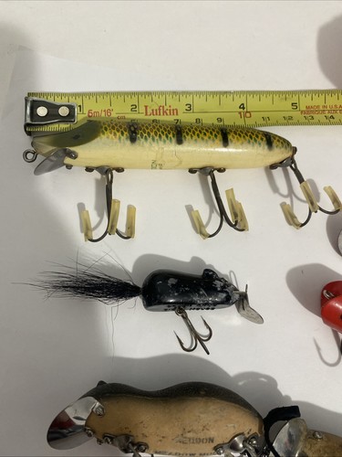 Heddon Lure Lot Of 6 - Vamp, Baby Lucky 13, Go Deeper River Runt, Mouse ...