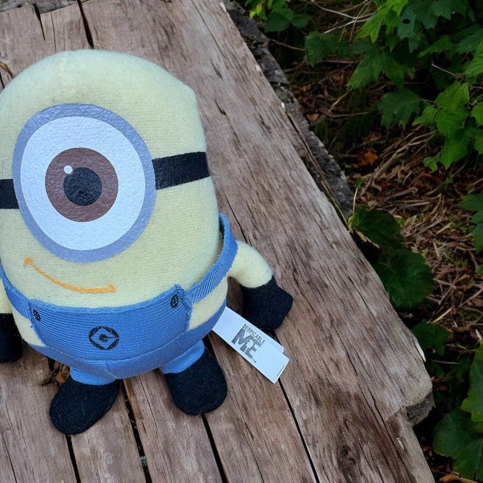 DESPICABLE ME MINION MADE PLUSH STUART ONE EYE 7" | eBay