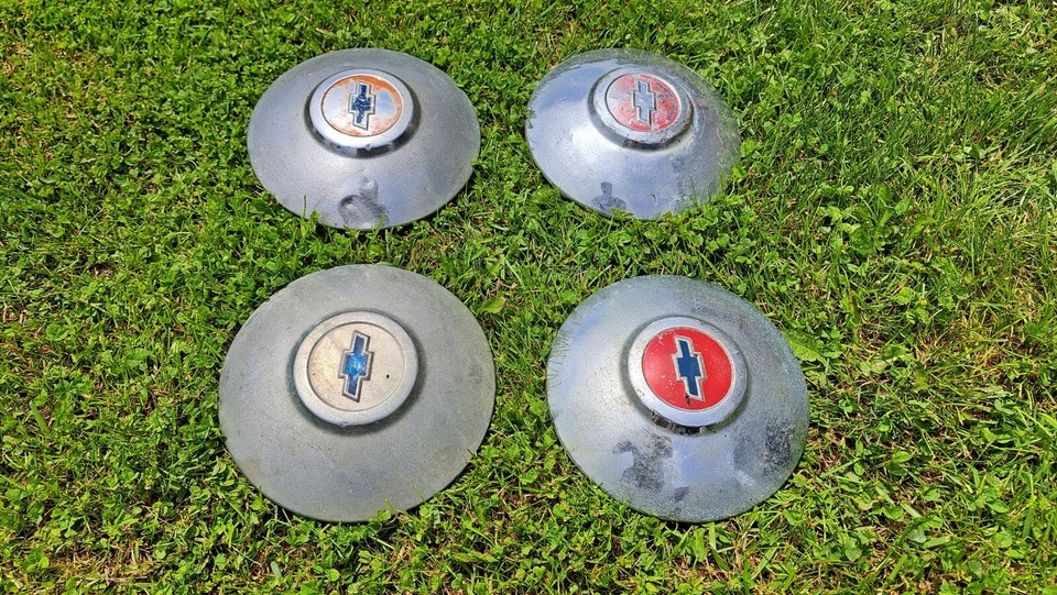 Set Of 4 1949-1950 Chevy Hubcaps 49 50 Chevrolet Styleline Deluxe ...