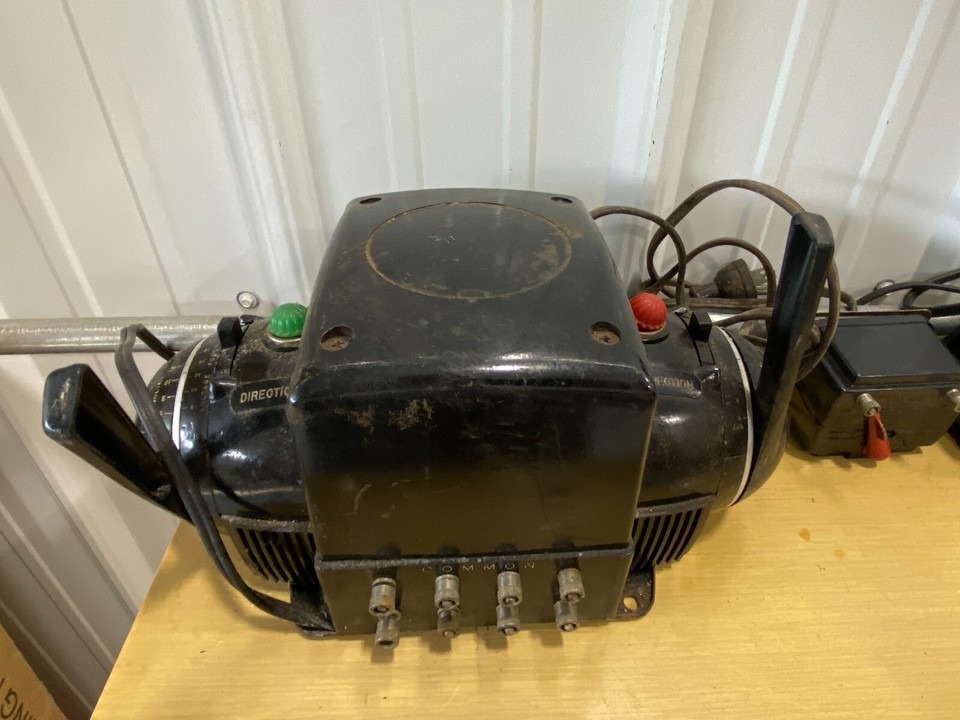 Vintage Model Train Transformers - Lionel ZW 275W Type 1011, American ...