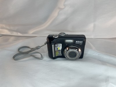 Nikon COOLPIX P1 WiFi Digital Camera | 3.5x Optical Zoom | 2.5 in ...