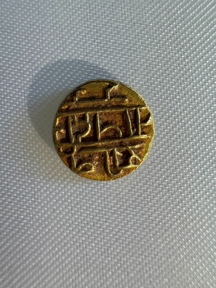 INDIA, VIJAYANAGAR: Harihara II gold ½ pagoda coin rare | eBay