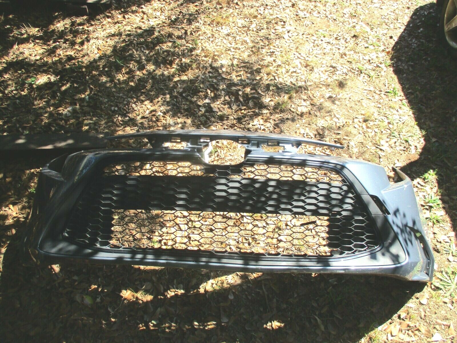 2020 2021 TOYOTA COROLLA LE SEDAN FRONT BUMPER COVER OEM 53128-12050 | eBay