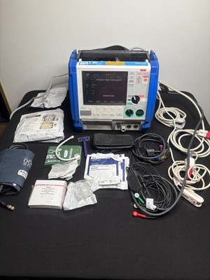 ZOLL M-Series CCT Biphasic 200 Joules Max 12 lead Patient Monitor | eBay