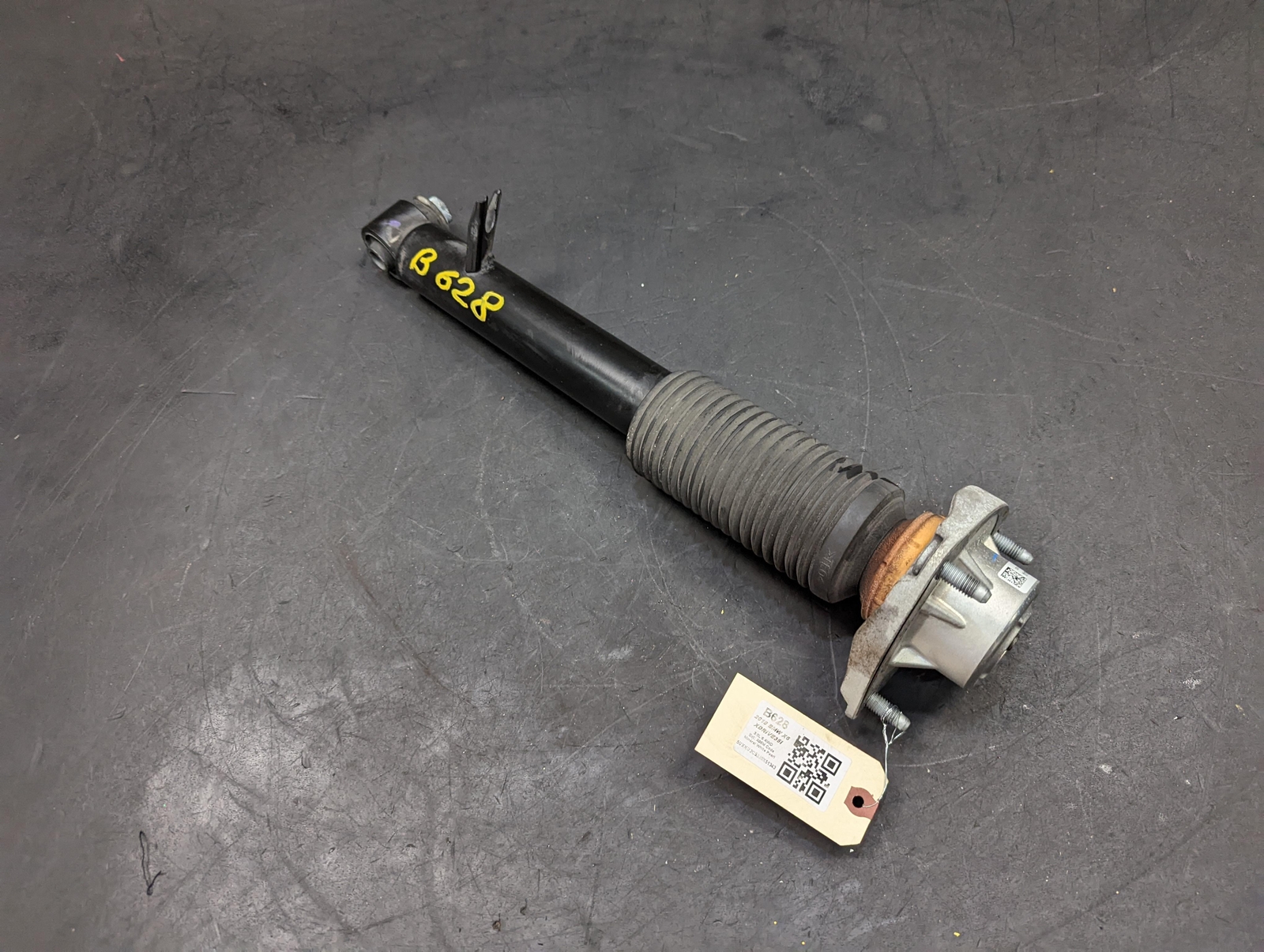 Rear Right Shock Absorber 2018 BMW X6 33526867866 2015 2016 2017 2019 ...