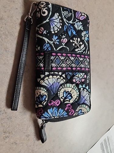 Vera Bradley Women's Protection Microfiber RFID Georgia Wallet msrp$60 ...