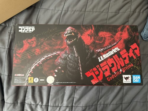 S.H.MonsterArts 2021 Ultima Godzilla Singular Point w/ Custom Atomic ...