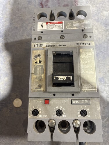 Siemens Sentron HFD63F250 200 A 3-Pole Thermal Circuit Breaker ...