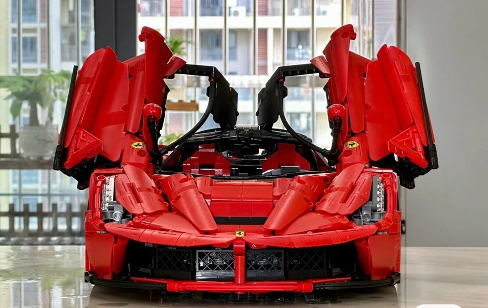 CADA Technic Ferrari LaFerrari, Race Car Model Building Kit, 1:8 Scale ...