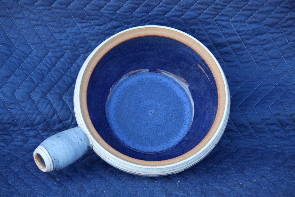 Pottery Stoneware Crock Southwest Theme Cobalt & Sky Blue Wolf Dog Paws ...