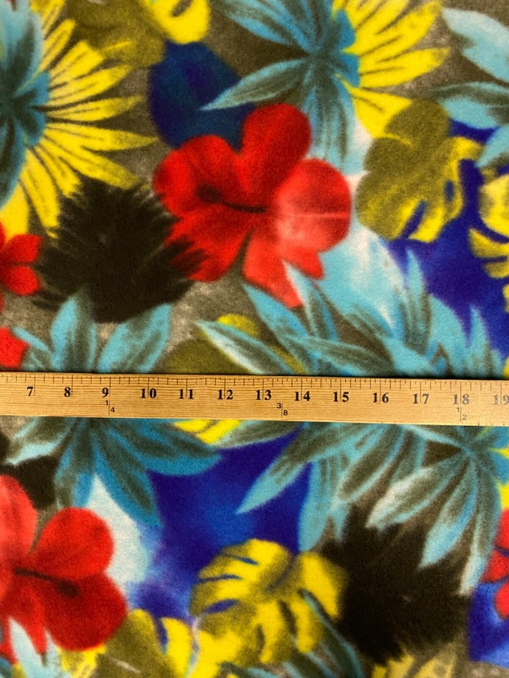HIBISCUS FLORAL FLEECE FABRIC BTY | eBay