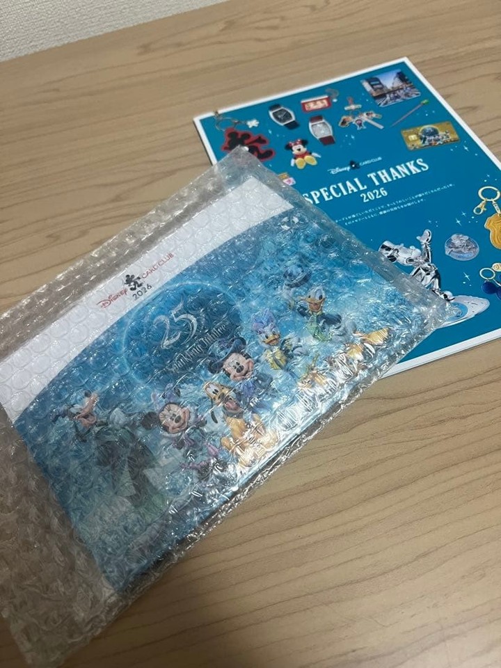 Disney Mickey Mouse Pin Badge 25th Anniversary Tokyo DisneySea Silver ...