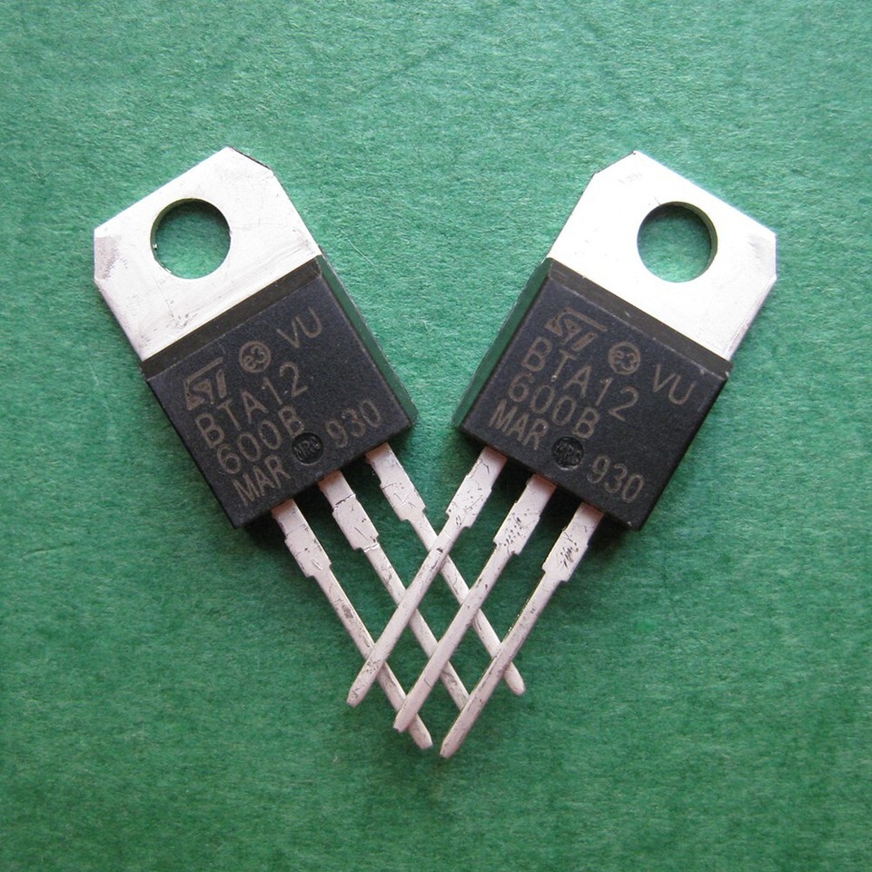 50pcs New BTA12-600B BTA12-600 BTA12 12A Triac 600V ST TO-220 | eBay