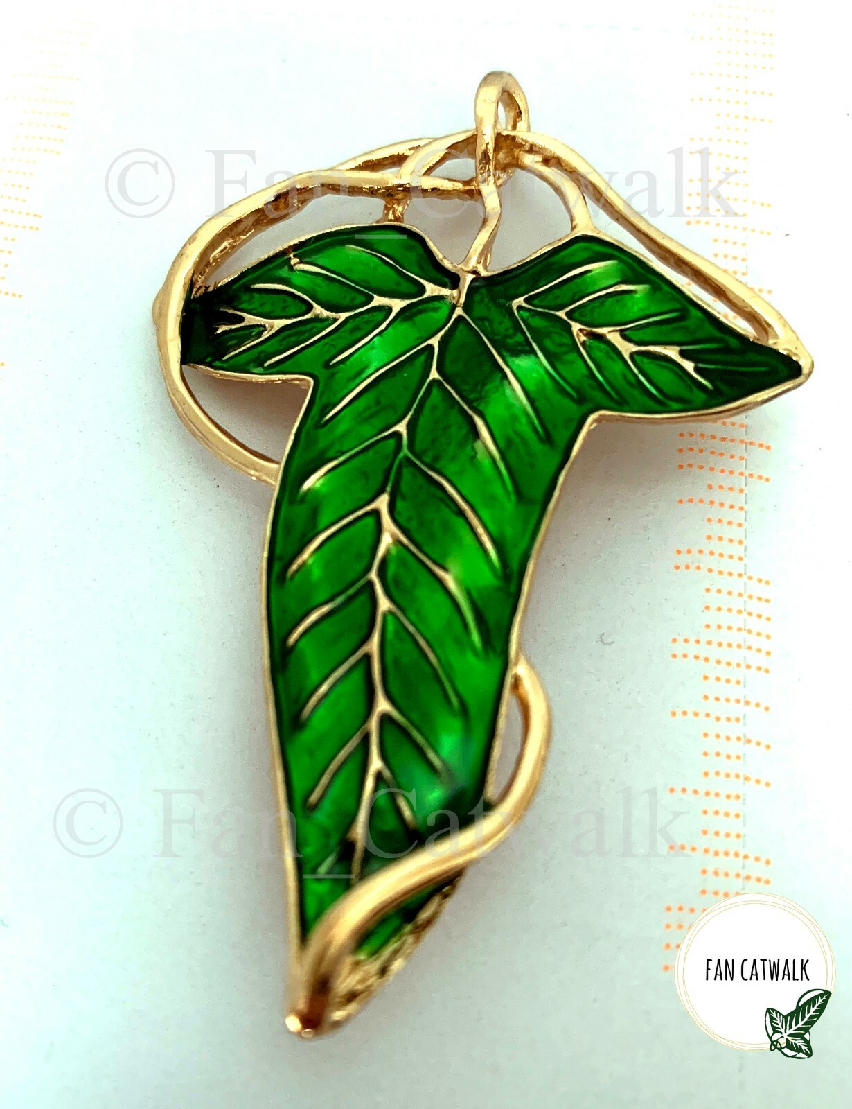 Gold Veins Elven Leaf Brooch Pin Badge LOTR Lord of the Rings Hobbit ...