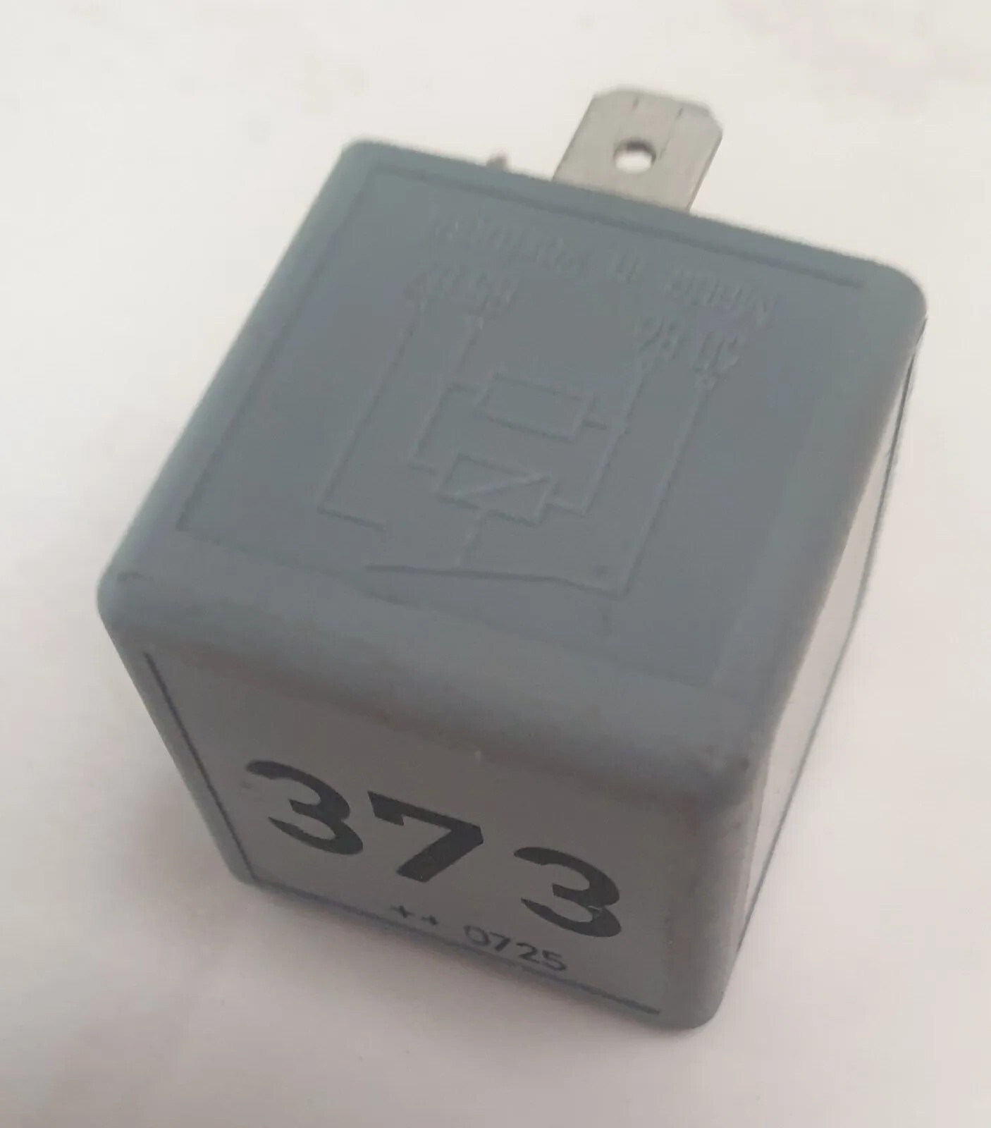 VW AUDI SEAT SKODA 373 RELAY FUSE GENERAL NUMBER 8D0951253A ...