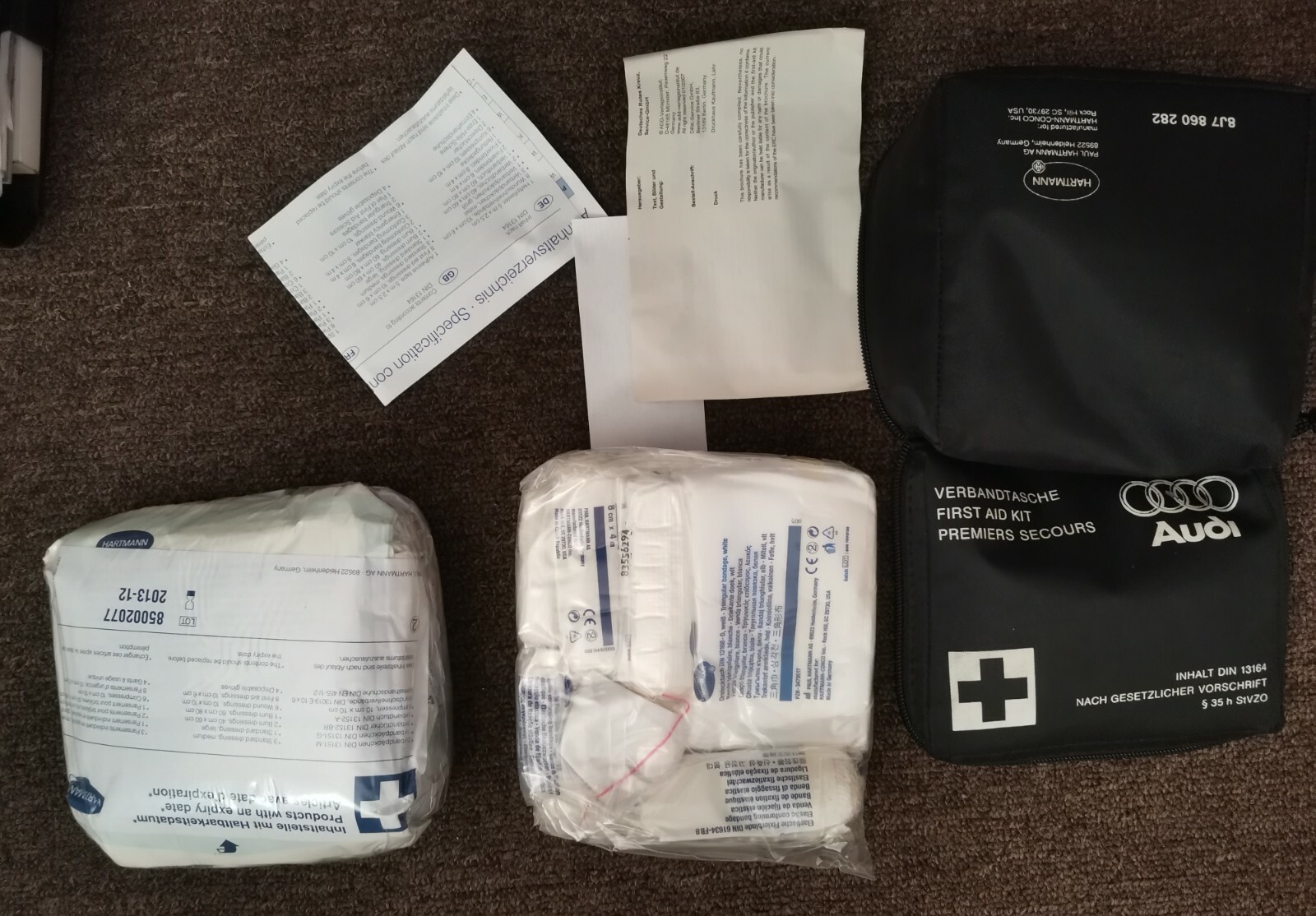 Genuine AUDI First Aid Kit Unused - For A1 A3 A4 A5 A6 A7 A8 Q2 Q3 Q5 Q7 Q8