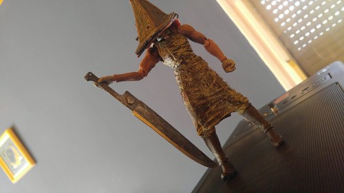 Silent Hill 2 Pyramid Head Figma #sp-055 Action Figure 7'' for sale ...