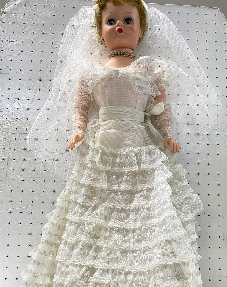Vintage Betty The Beautiful Bride Doll 30in Blonde Vinyl De Luxe Toy ...