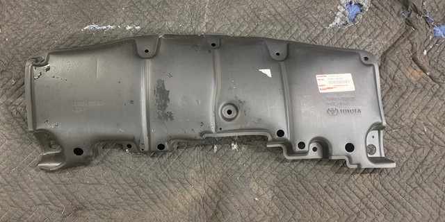 Toyota OEM 2017 Corolla Splash Shield-sound Absorber 5261802130 for ...