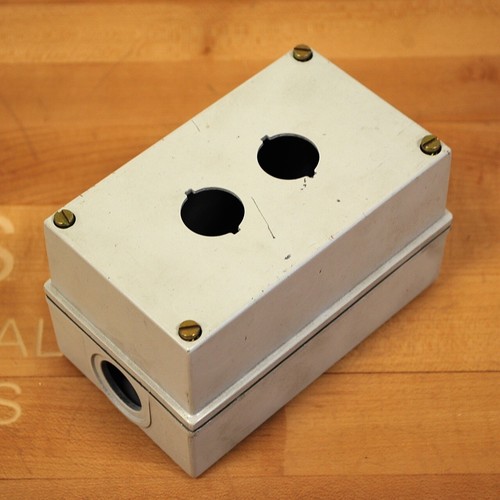 Allen Bradley 800E-2M, Series A, Enclosure Box Two Hole Type IP66 ...