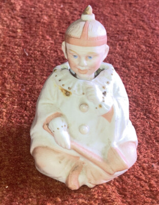 Figurines - Bisque Nodder