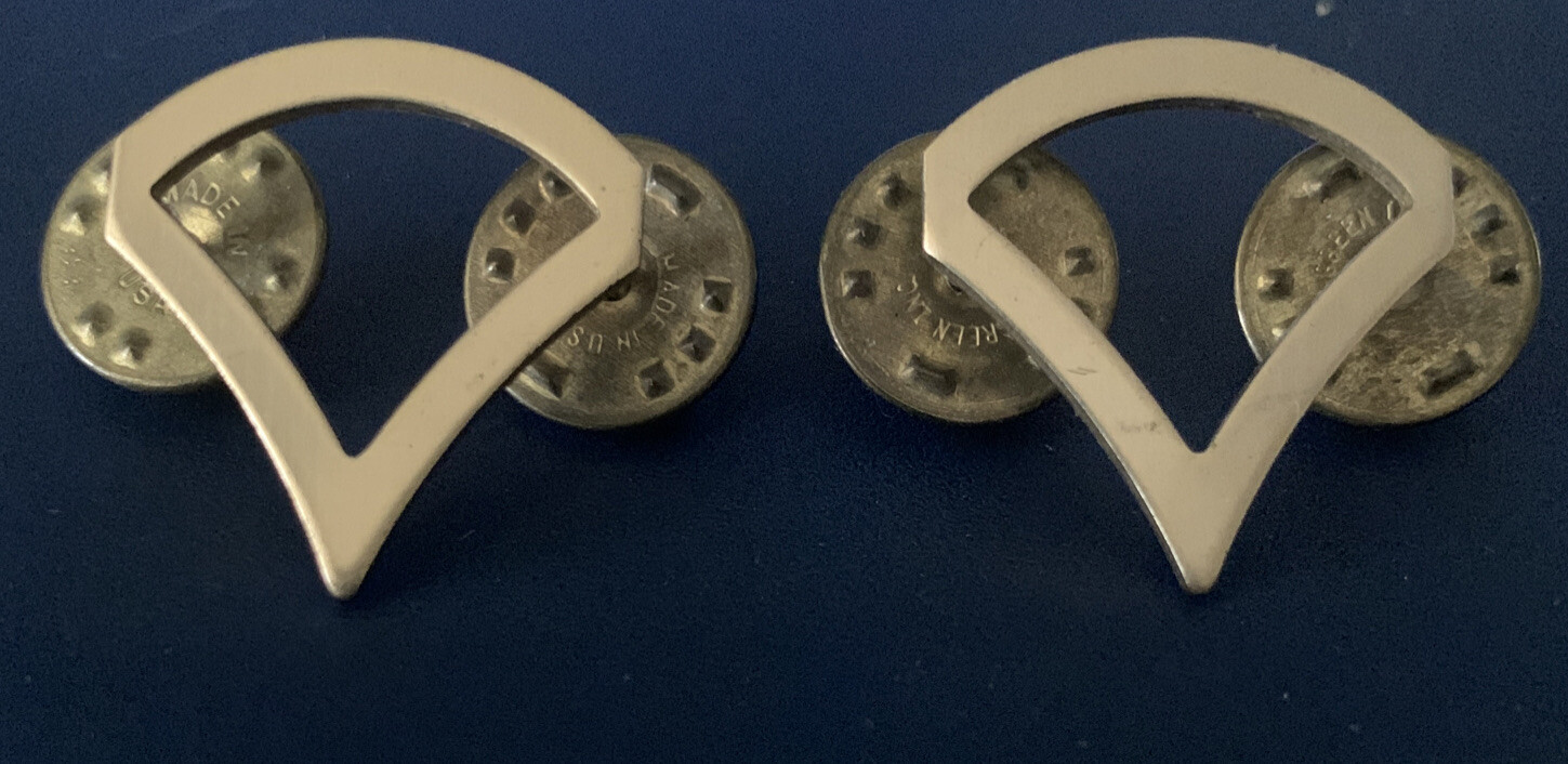 Vintage Collectible Two Army Gold Tone Metal Pinbacks Lapel Pins Hat ...