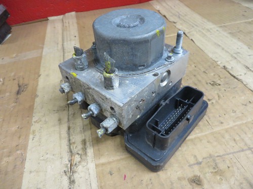 NISSAN VERSA SEDAN 15 2015 ABS Unit Anti Lock Pump Module OEM ...