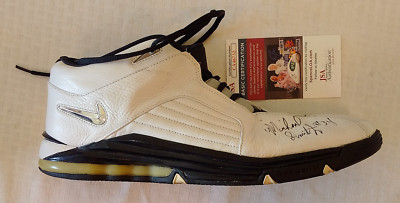 MICHAEL SMITH Autographed Signed GAME USED Nike NBA R Shoe JSA Kings ...