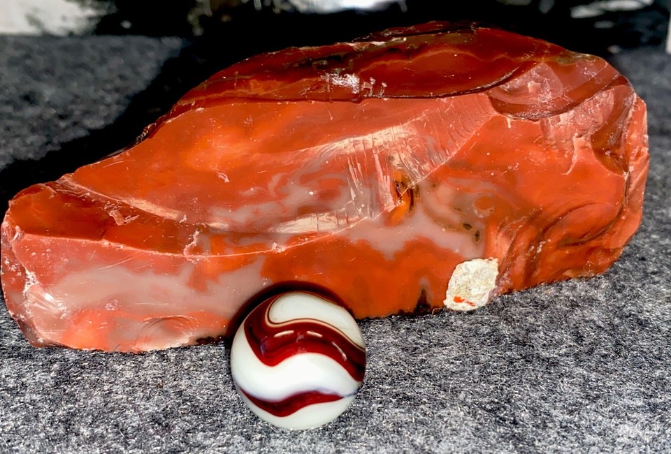 😎“Oxblood”Akro Swirl Marble-Mint-.60 W/Matching“Dug”Cullet4.9 OZ Piece ...