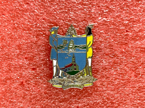 T31 Pins QUEBEC Armoirie de TADOUSSAC Coat of arms CANADA Lapel pin ...