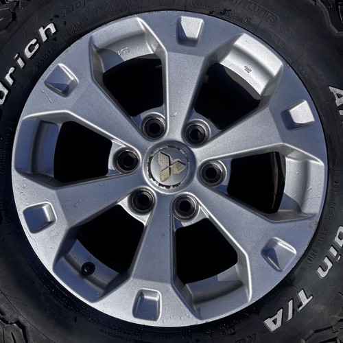 Alloy Wheels Set With Tyres / See Description for L200 KB4T Series 4 2. ...