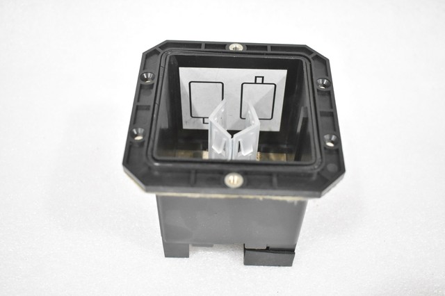 FANUC PBT+PC-GF(39)FR(17) BATTERY HOLDER CONNECTOR MODULE MISSING COVER ...