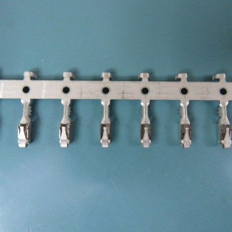 DELPHI 12160637 Qty of 100 per Lot 280F M/P BUSBAR TERMINLS 18-16 | eBay