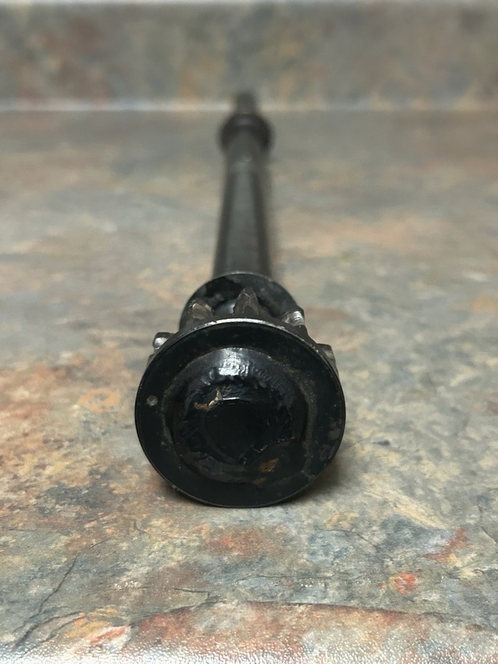 (1) GENUINE OEM JOHN DEERE STX38 STEERING SHAFT (AM121975) SABRE 1338 ...