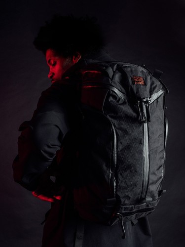 Mystery Ranch x Carryology Unicorn 2.0 Backpack – VX21/X51 – Black ...