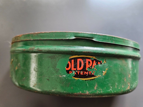 "Old Pal" Vintage Fishing Live Bait Green Metal Vented Tin Container | eBay
