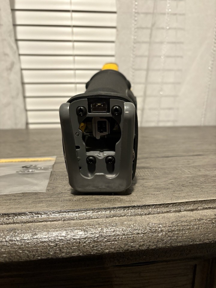 DEWALT 20-Volt XR Cordless Reciprocating Saw (Tool Only) DCS384B | eBay