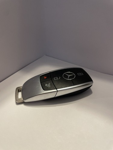 OEM 2021 MERCEDES BENZ GLE450 GLA A C CLASS SMART KEY REMOTE FOB NBGDM3 ...