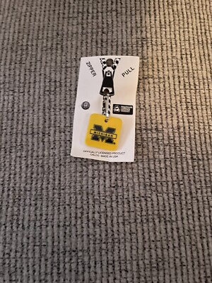 Michigan Wolverines Zipper Pull - Brand New - NCAA | eBay