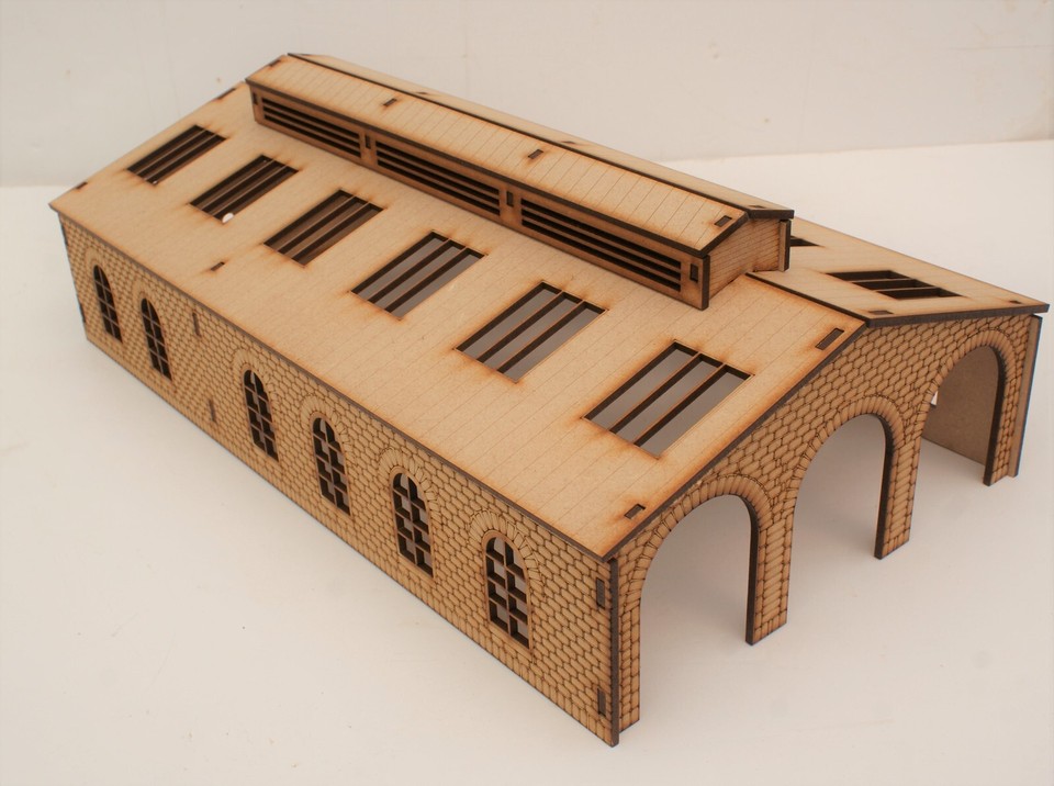 Triple Track Engine shed 380mm Roof Vented & optional wide entrance OO ...