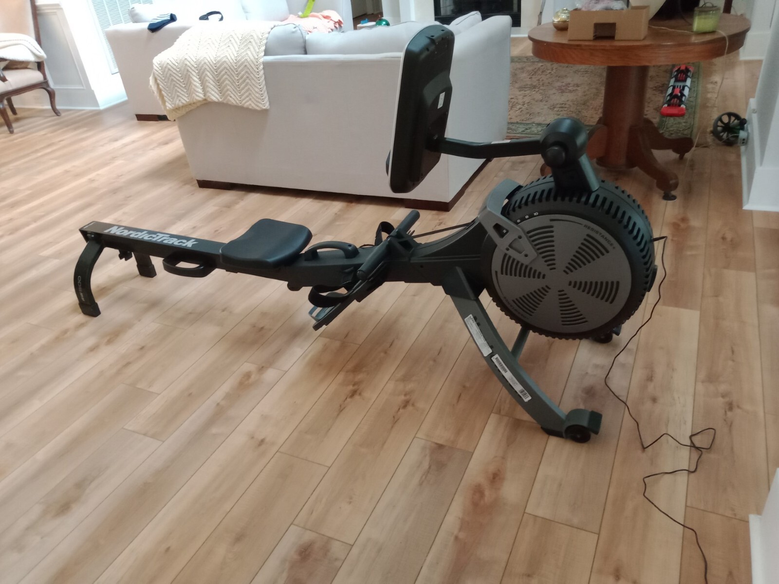 Nordic Track Rowing Machine RW900 - New used only times - Local Pickup ...