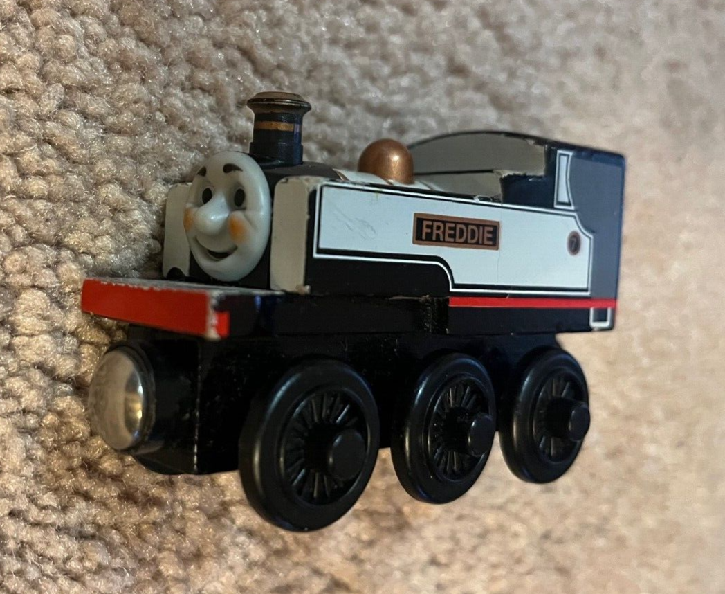 Thomas & Friends Wooden Railway FEARLESS FREDDIE Train Tank Engine GUC ...